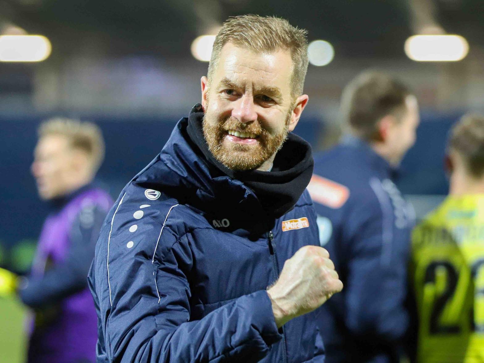 'Relief' for Harrogate Town boss Simon Weaver as National League play ... 'Relief' for Harrogate Town boss Simon Weaver as National League play ...