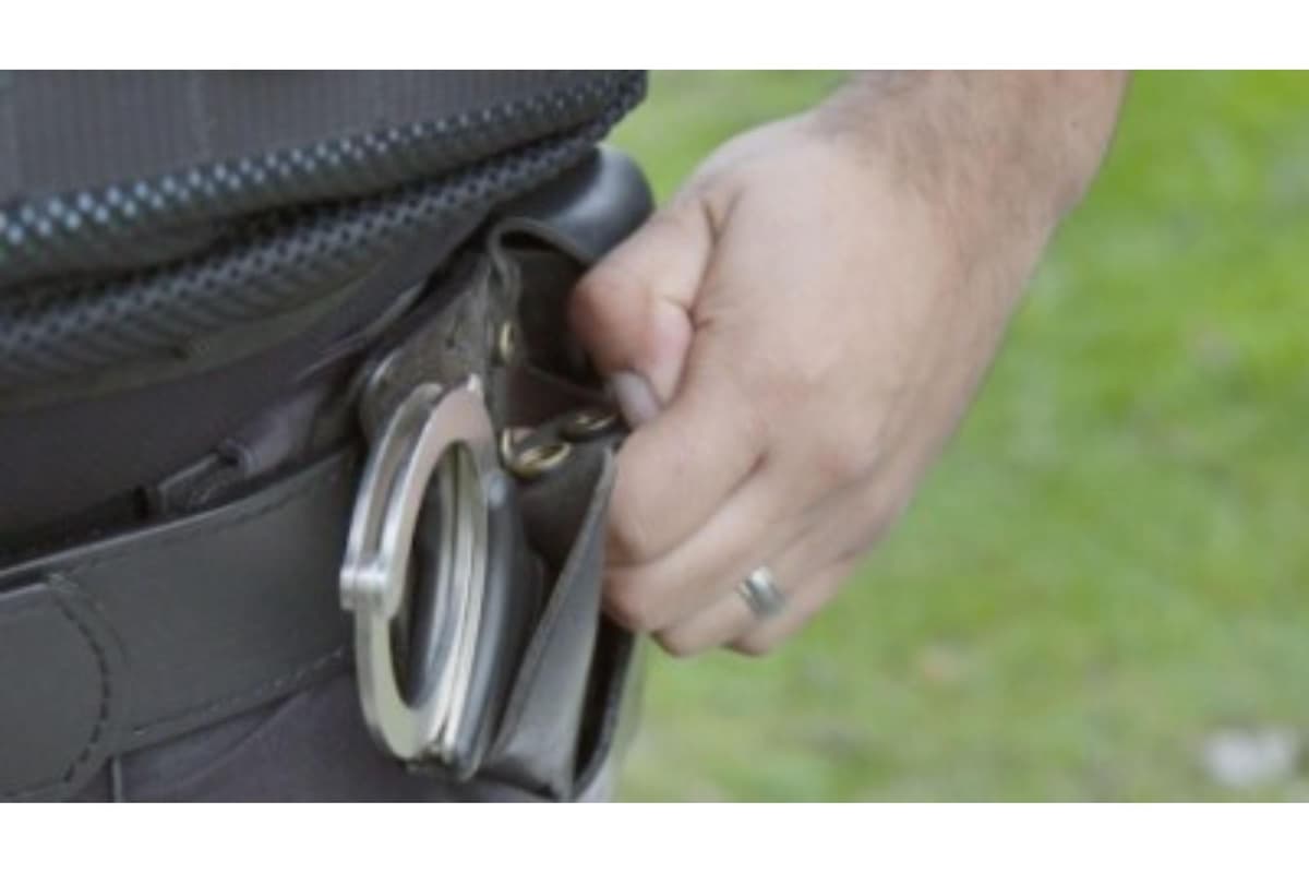 Two boys, aged 15 and 16, arrested for burglary and van theft in Harrogate Two boys, aged 15 and 16, arrested for burglary and van theft in Harrogate
